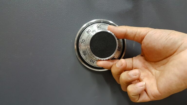 Do You Need a Dial Lock or Digital Lock?